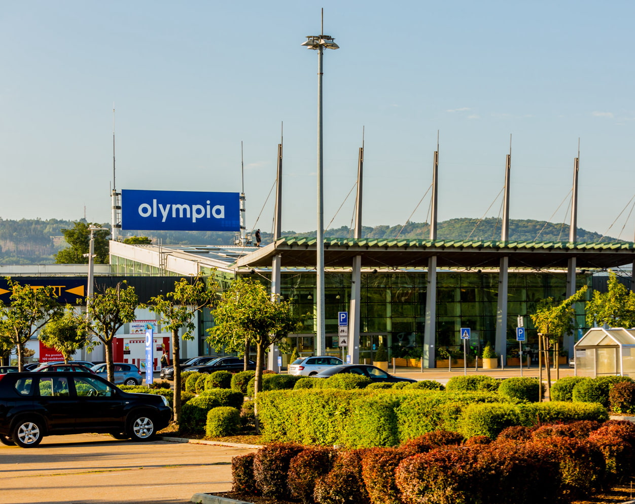 Parkování v nákupním centru Olympia Mladá Boleslav | Olympia Mladá Boleslav
